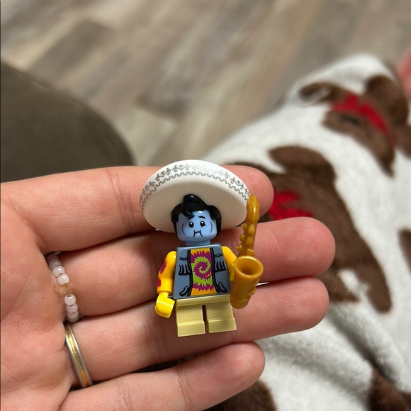 Lego | Toys | Lego Minifigure With White Sombrero And Yellow Saxophone ...